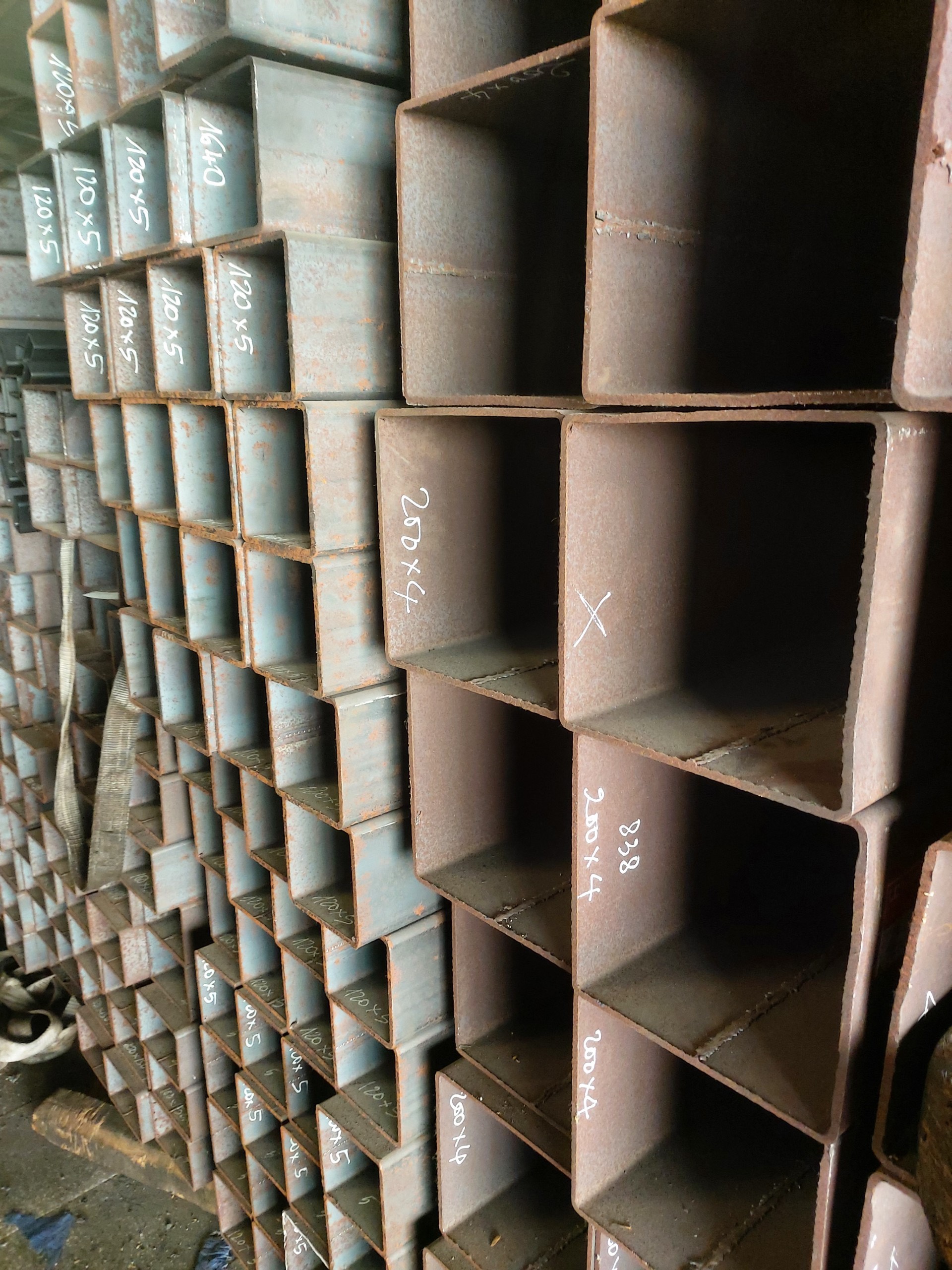 THÉP HỘP 100X100 dày 2MM, 2.5MM, 3MM, 3.5MM, 4MM, 4.5MM, 5MM, 6MM, 8MM, 10MM, 12MM